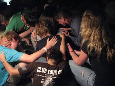 Light Steps: Pray for Other Disciples of Jesus