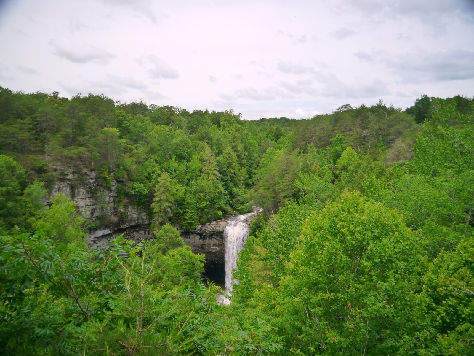 American Travel Journal: Foster Falls - South Cumberland State Park