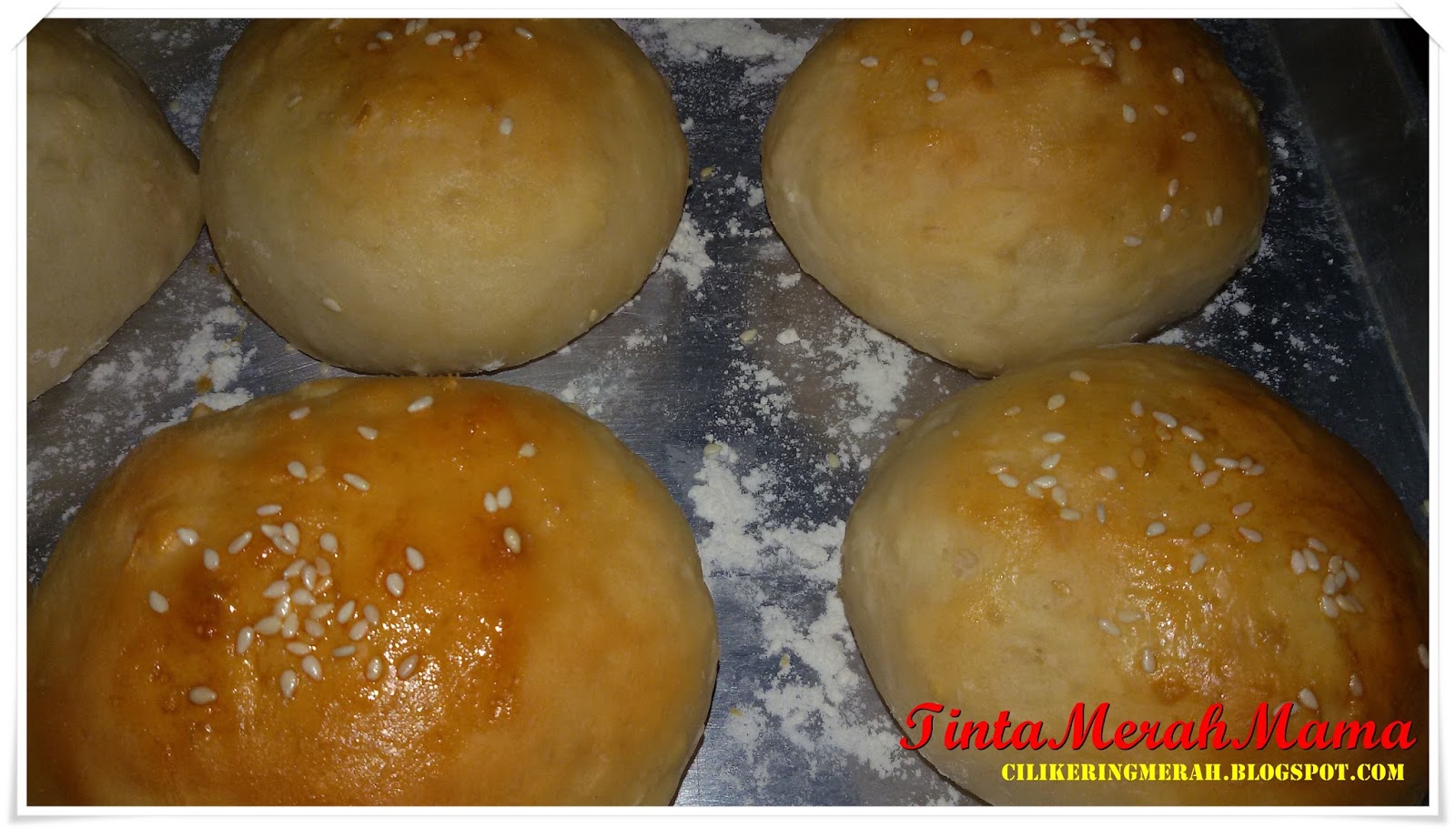 tintamerahmama: roti inti kelapa