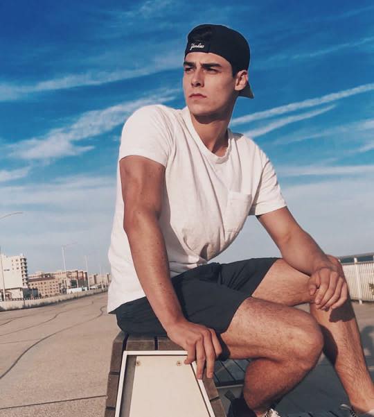 Lovely Boys: Raf Miller