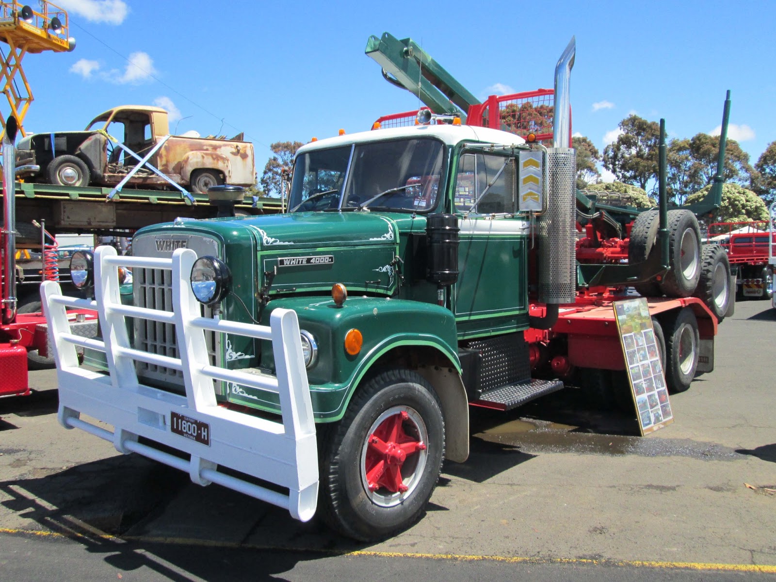 Historic Trucks: HCVC Sandown Display Day 2012 - American makes