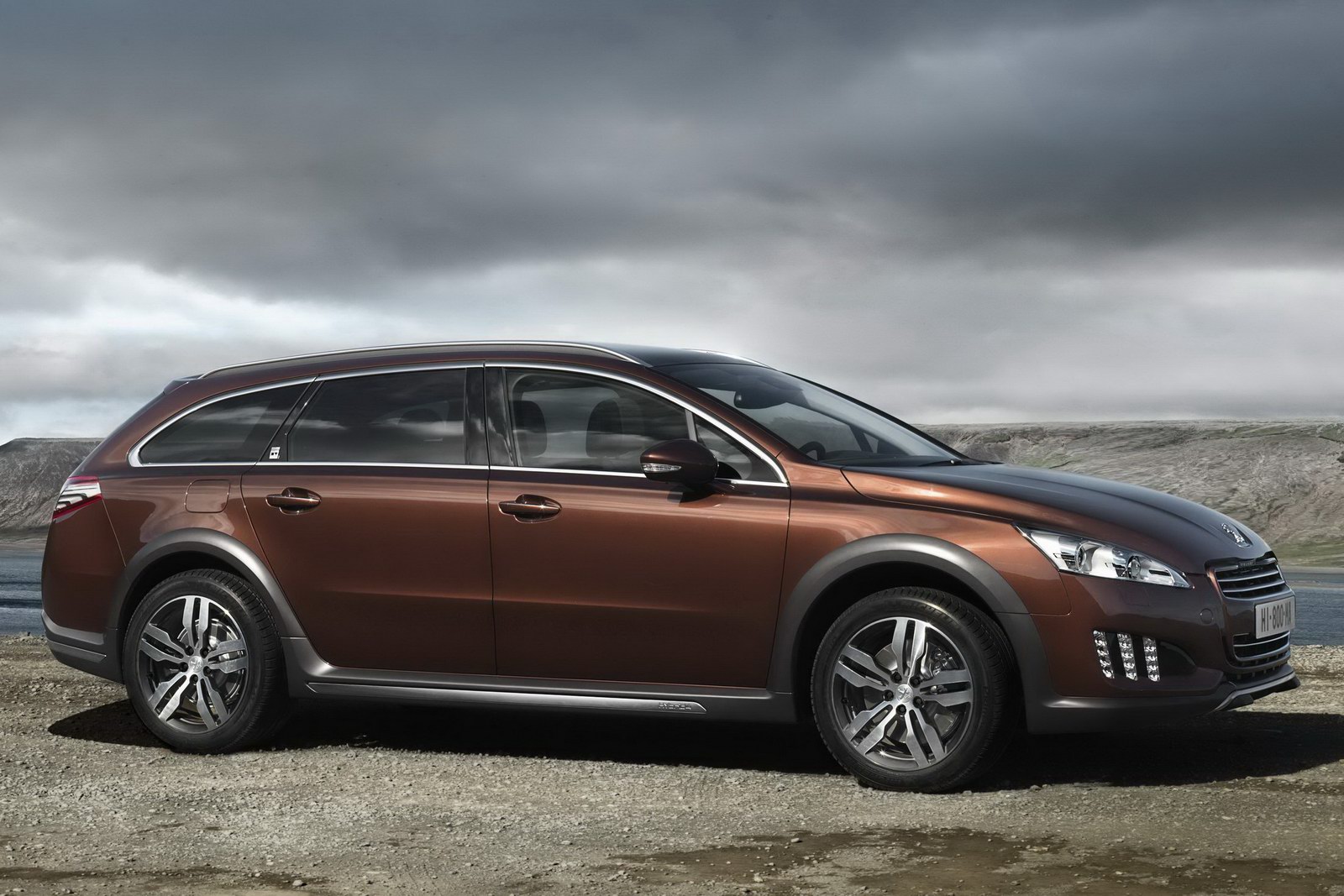 BEST CAR TODAY: Nouvelle Peugeot 508 RXH SUV HYBRID