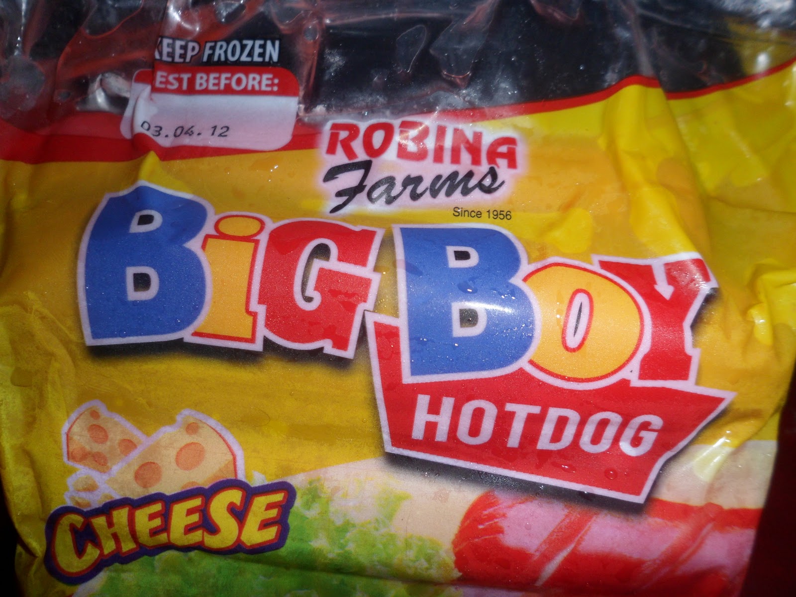 Mom's World of Arts and Happiness: Big Boy Jumbo Hotdog in my Home