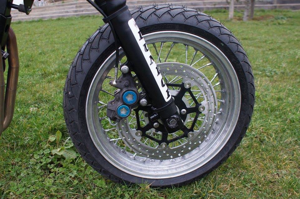 XR 560 ROTAX Dirt Track - RocketGarage - Cafe Racer Magazine