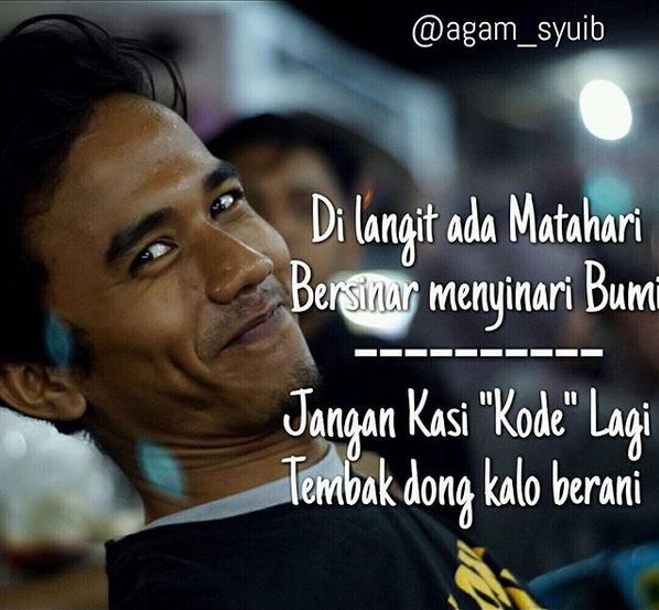 10 Meme 'Pantun Rayuan Gombal' yang Bikin Gebetan Meleleh