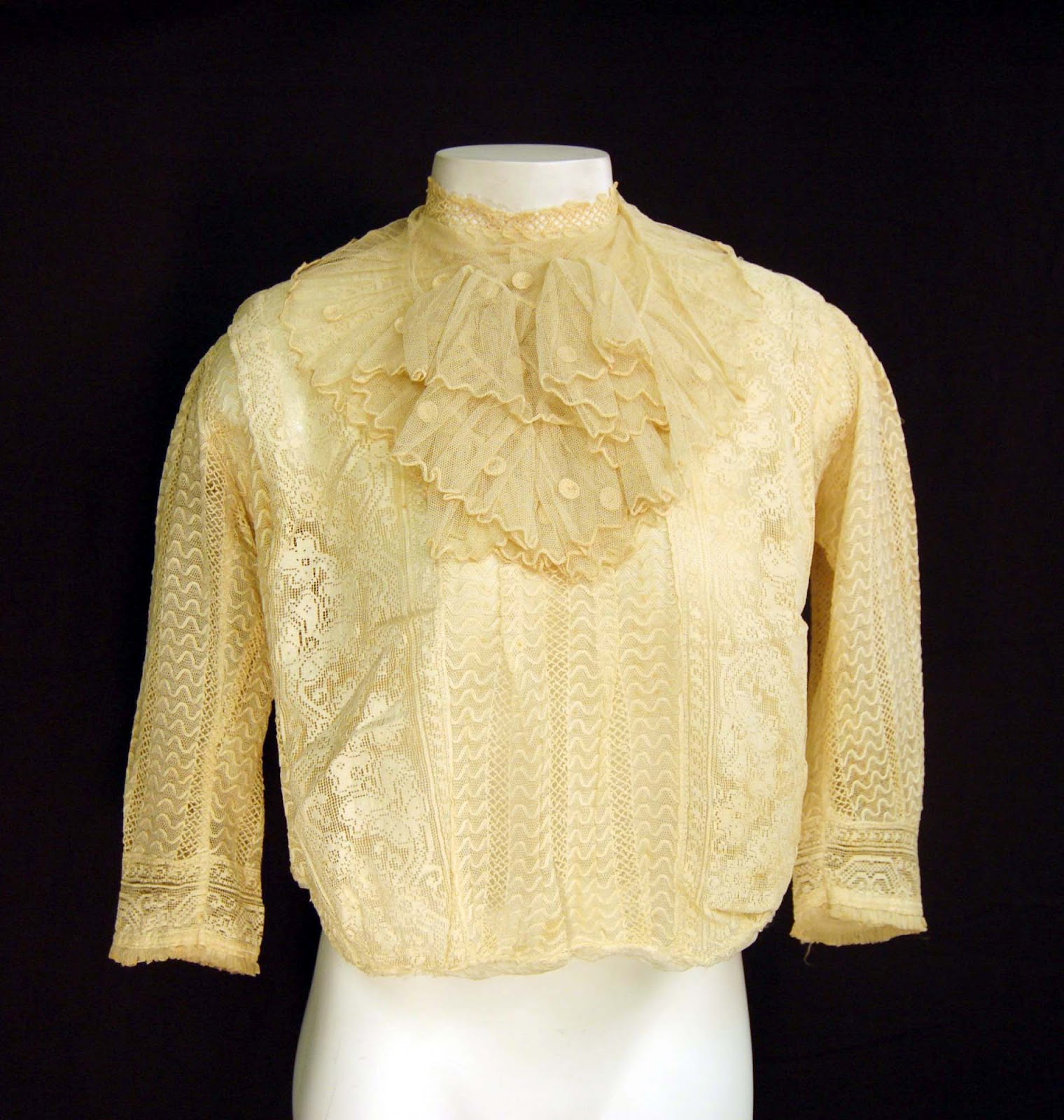 Fashioning the Past: Late Edwardian Lace Blouse