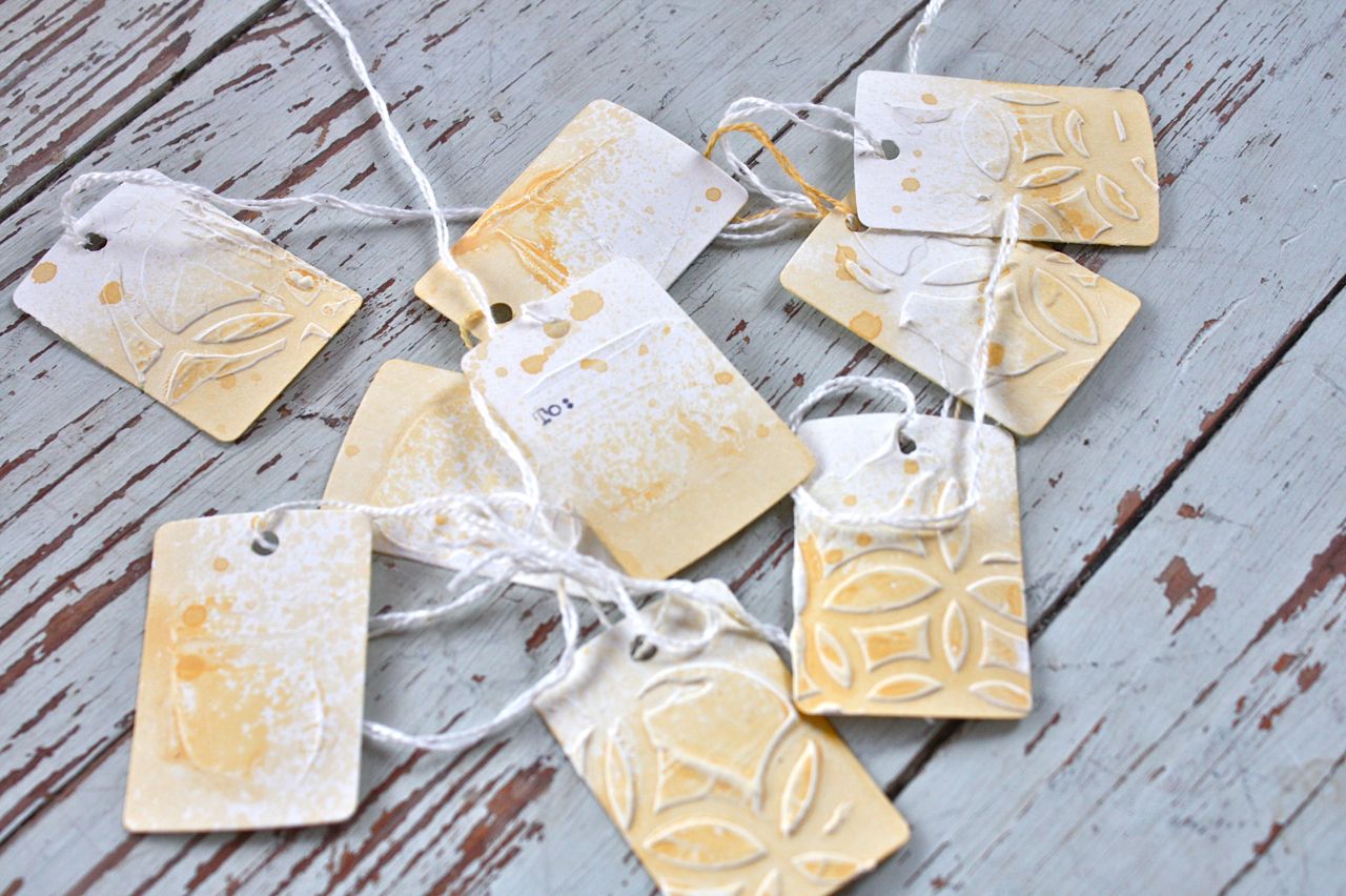 Mish Mash: Art techniques on cards....Gesso and modeling paste