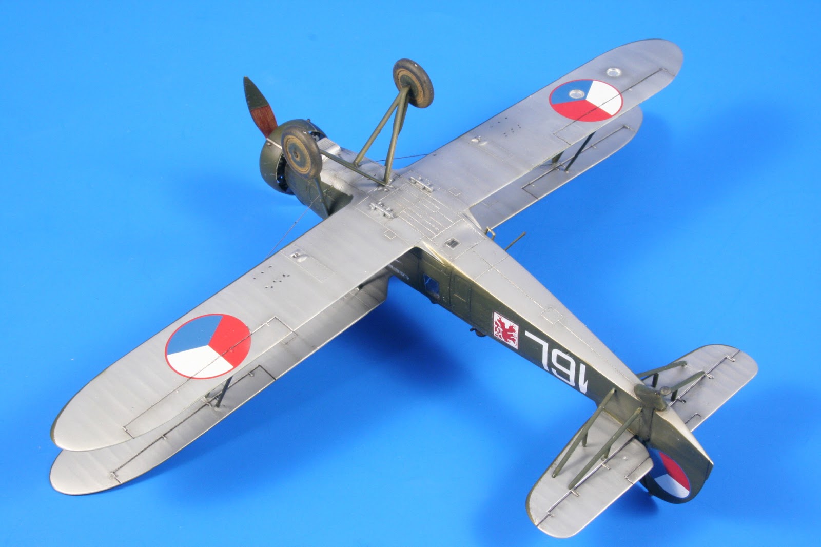 1/72 Letov Š.328 - finished model