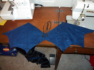 Crafty Concoction: Basic Children's Bat Wing Tutorial