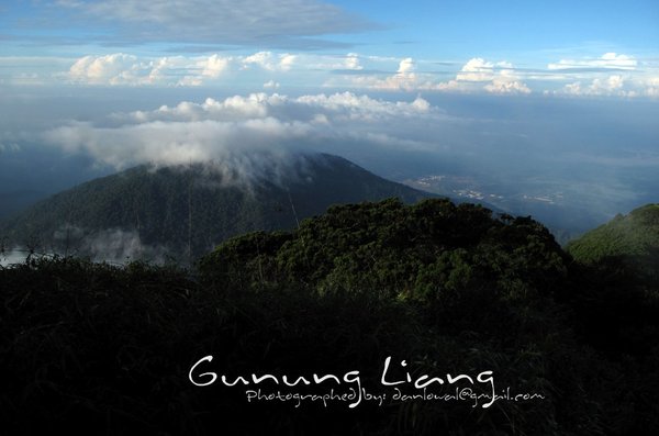 Dan's Den: Gunung Liang 1,933m