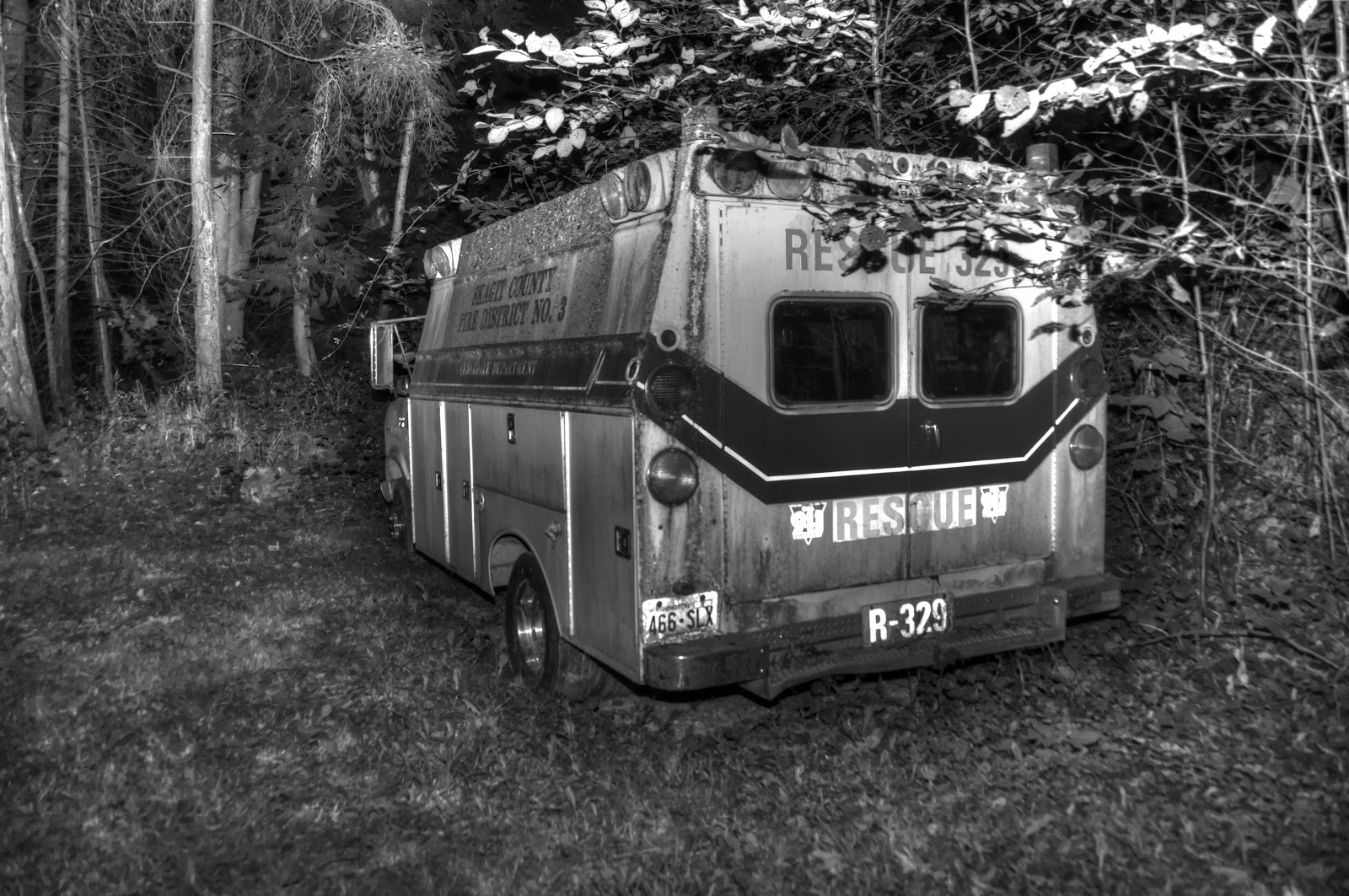 This Life in Ruins: Ambulance spooky in the Mt vernon night