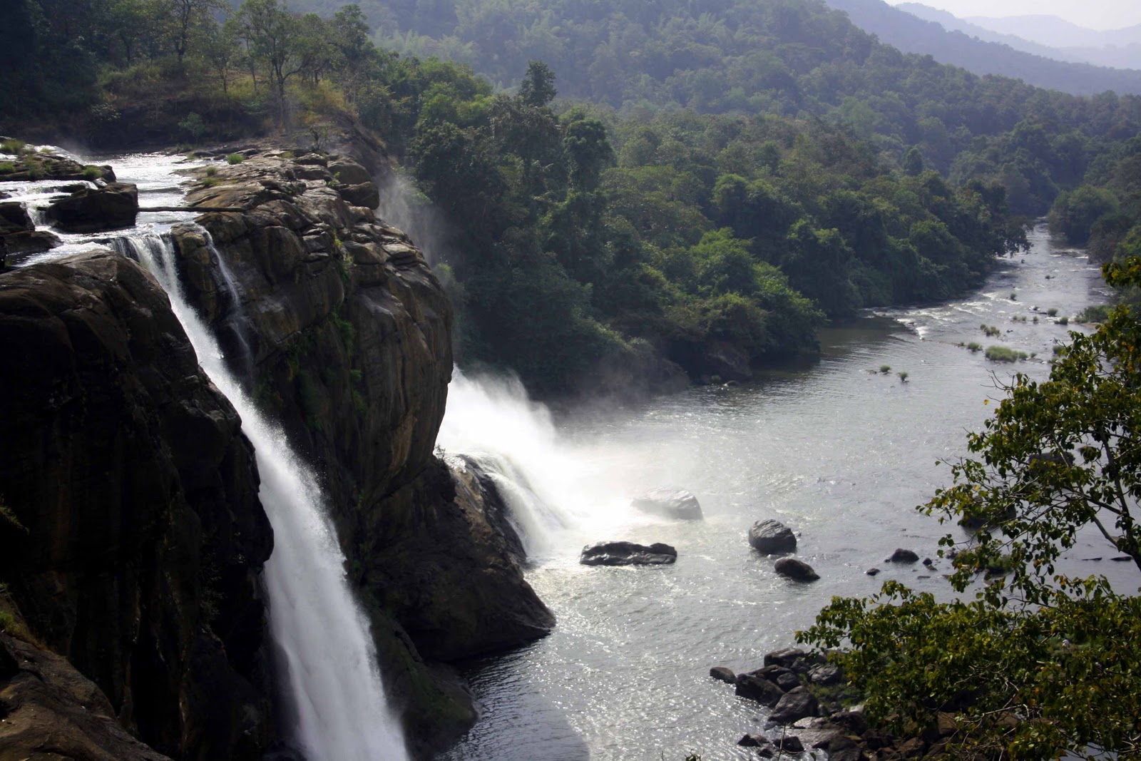 Get Lost In Nature.......Much Beyond Kerala!: Athirapally.....A Kerala ...