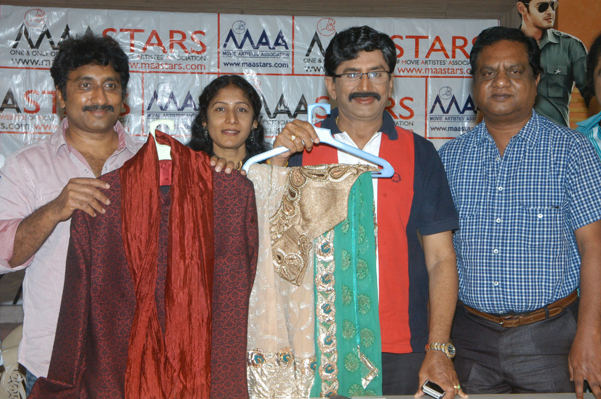 Cinifans: Dukudu-mahesh-babu-samantha-dress-action-press-meet-Photos