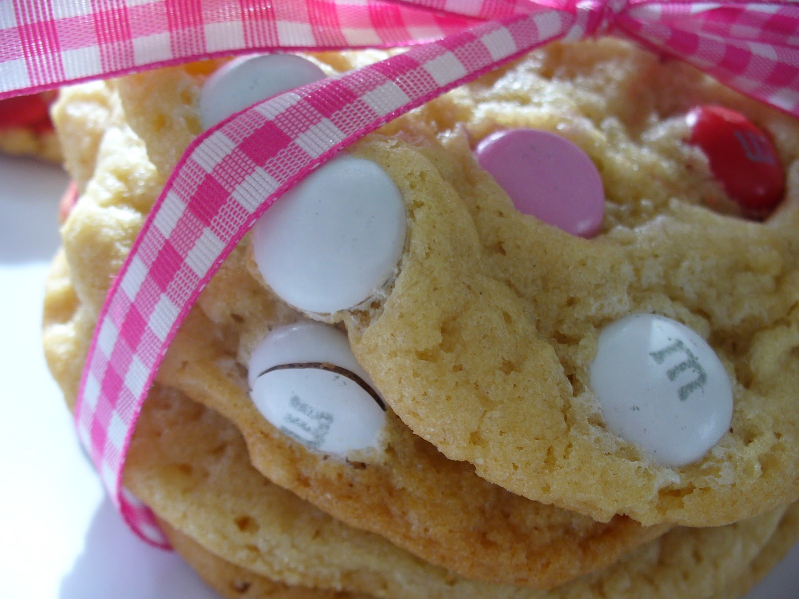 Leenee's Sweetest Delights: Giant M&M Cookies