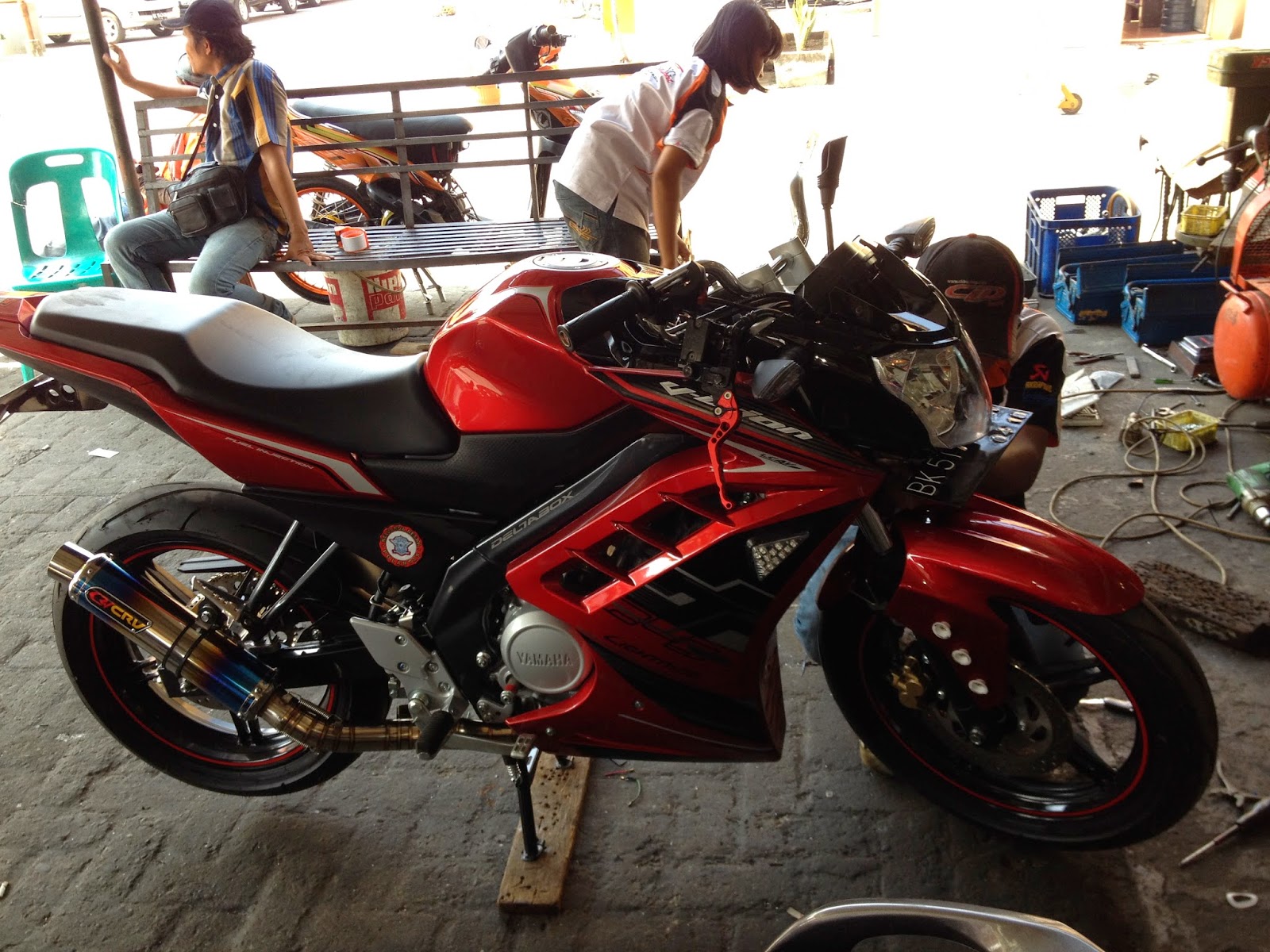 Cemerlang Motor Sport: Kuping Vixion 2013 (Half Fairing) Model Ninja ...