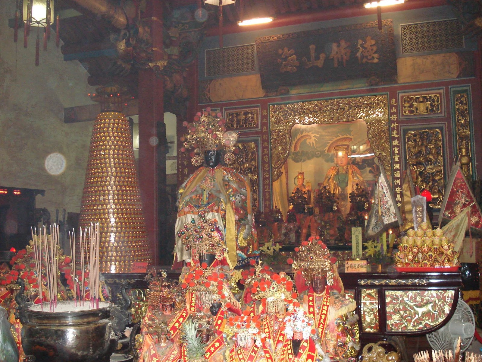 Chùa Bà Phước Triều Thiên Hậu Thánh Mẫu Nha Trang: Thiên lý nhãn và ...