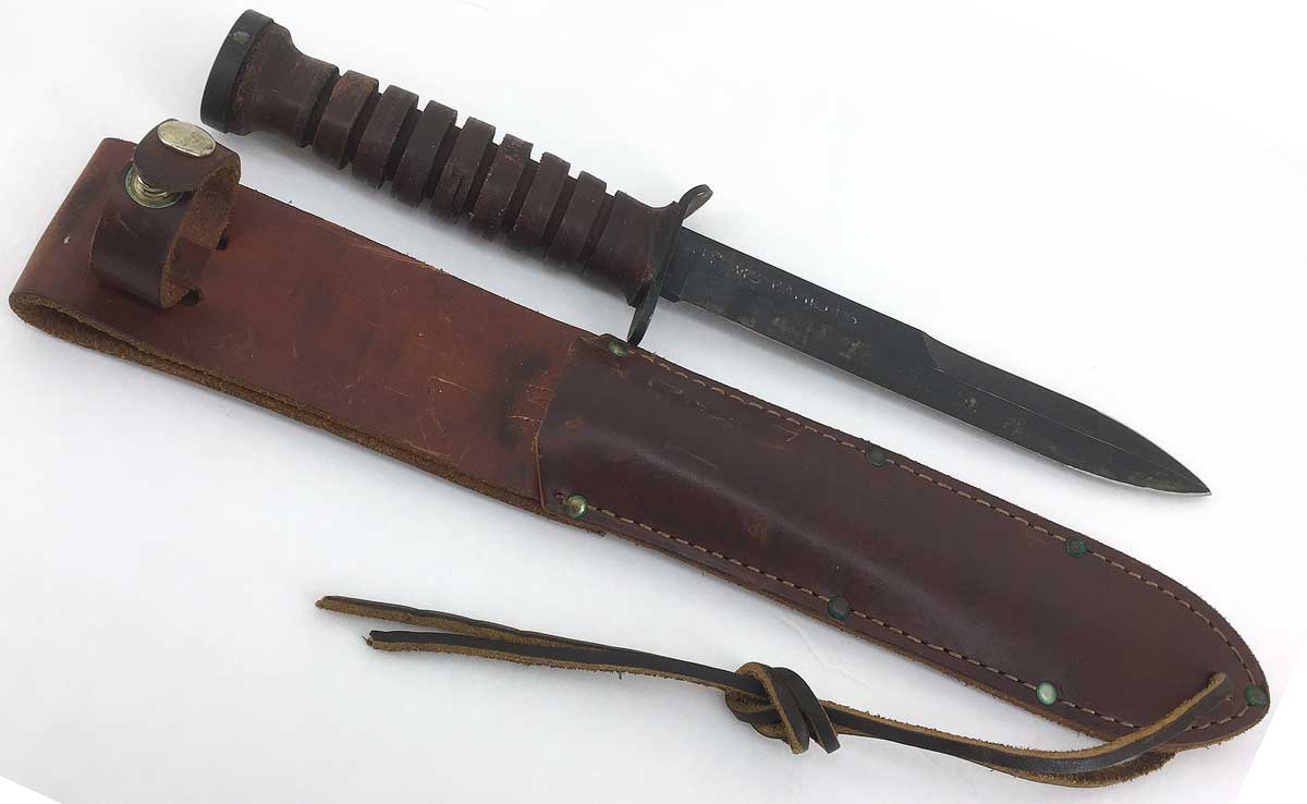 Bob HudsonMilitary Collectibles: Camillus M3 trench knife replica