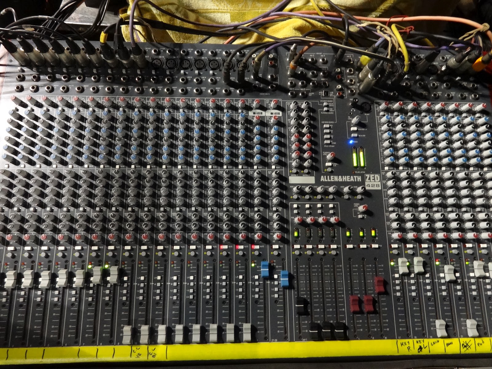 Live PA System Pictures: Allen & Heath Zed 428 - Audio Mixer