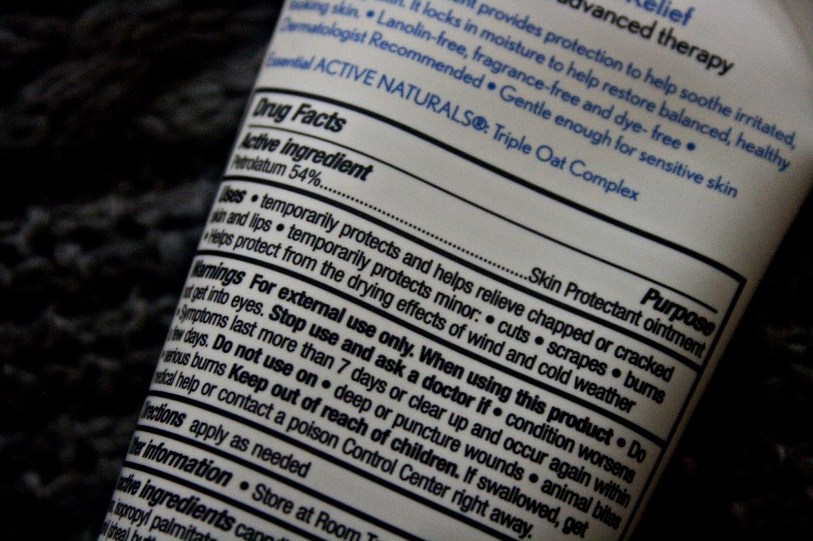 Makeup, Beauty and More: Aveeno Skin Relief Healing Ointment