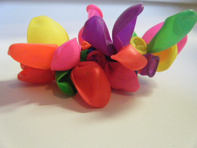 The Simple Craft Diaries: Water Balloons Barrette