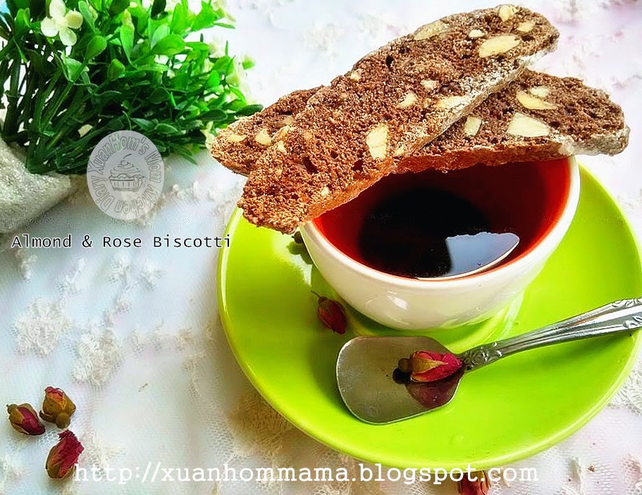 Fion's Kitchen@三宝妈: 杏仁玫瑰意式脆饼 (Almond & Rose Biscotti) BREE#8