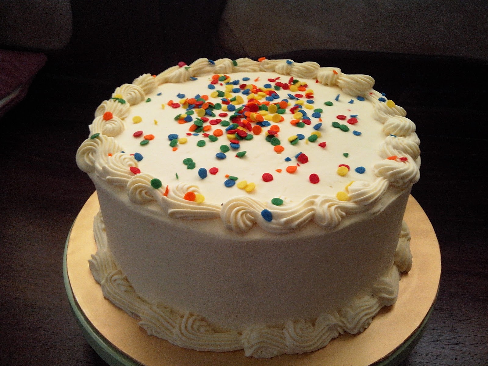 HANIYZ BAKERY: RAINBOW CAKE CREAM CHEESE FROSTING