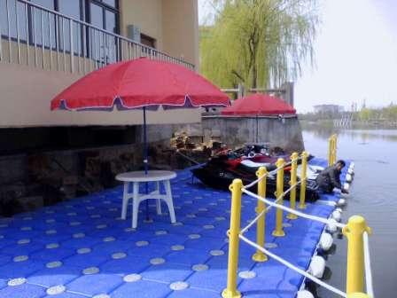 Zona Apung: APLIKASI PONTON APUNG - RUMAH APUNG - RESTORAN APUNG