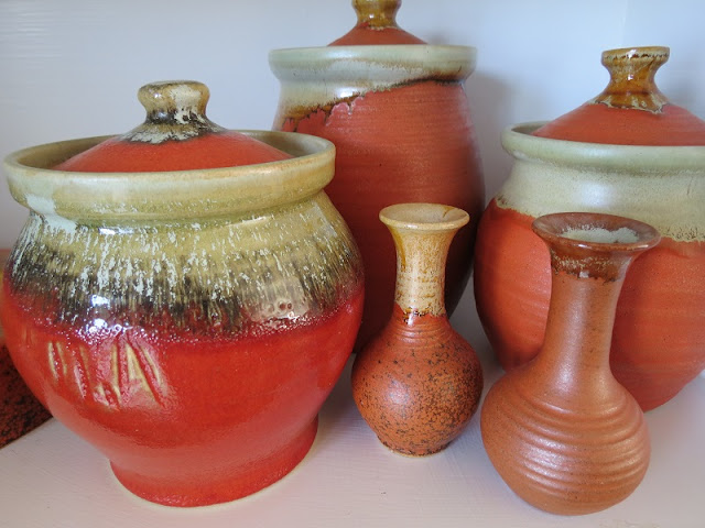 New Zealand Pottery and Crown Lynn with Valerie : November 2016