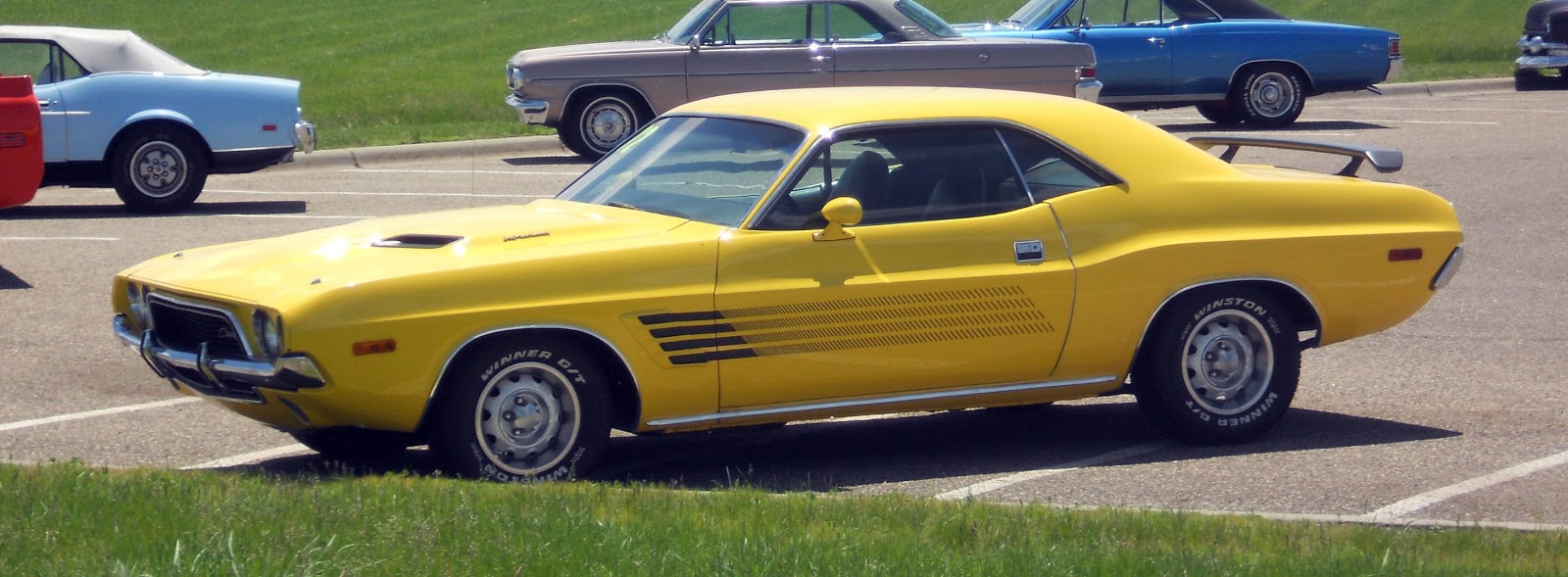 AutomoZeal: Lemon or Top Banana? The 1972 Dodge Challenger.