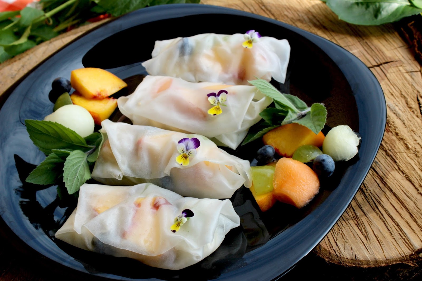 Owocowe spring - rollsy - Cakes by Kejt