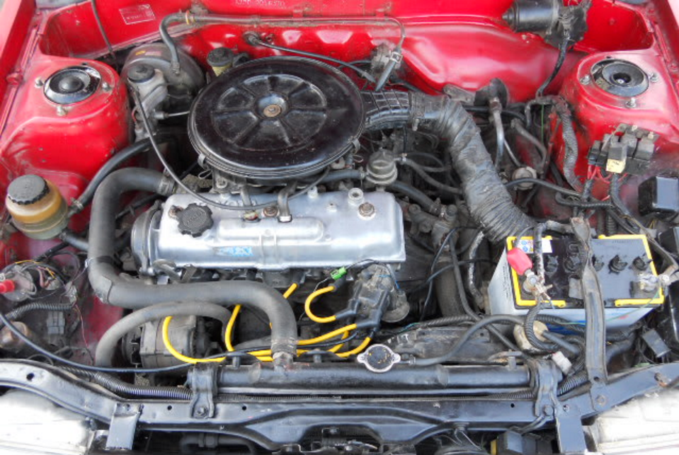 Kelebihan Kekurangan Toyota Corolla GL & SE Saloon | Info Dunia Otomotif