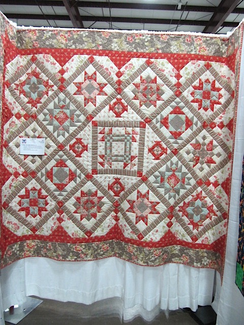 Sew Many Ways...: Quilt Show Pictures To Share...