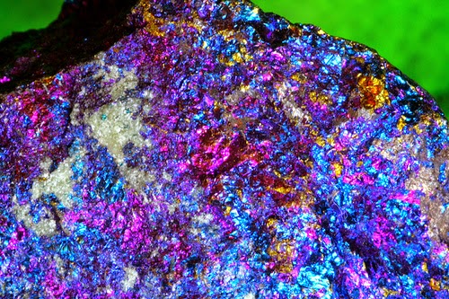 Bornita (Bornite) - Mineral