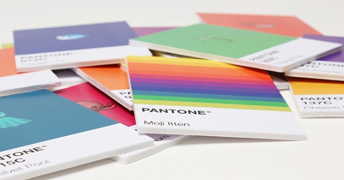 Pantone también se rinde ante los emojis - Publicity 21