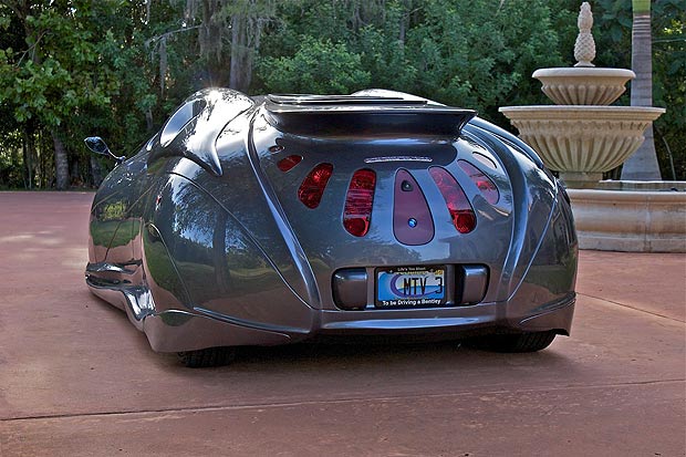 Extra Terrestrial Vehicle - World full of Art