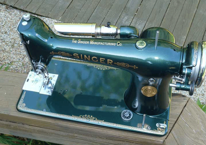 My Sewing Machine Obsession: Singer 101 and a Surprise