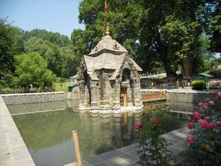 CHINAR SHADE : THE TEMPLE OF PANDRETHAN KASHMIR