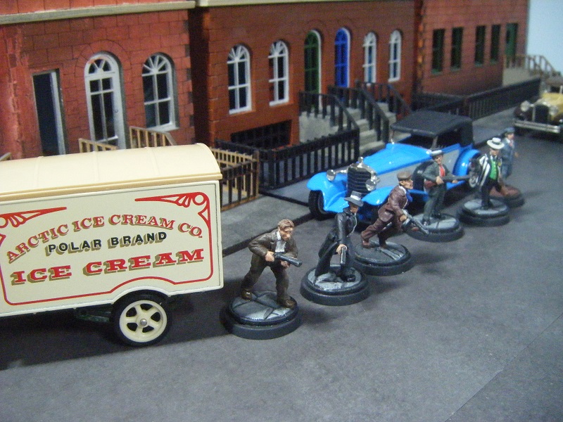 Wargaming Girl: Army Review: 28mm Mob Wars - Salutesville's Worst