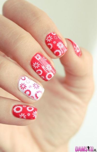 How to paint your nails: How to paint your nails perfectly