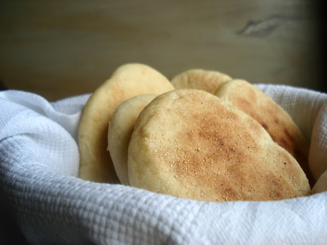 Mi abuelita Caro: Batbout o Mkhamer