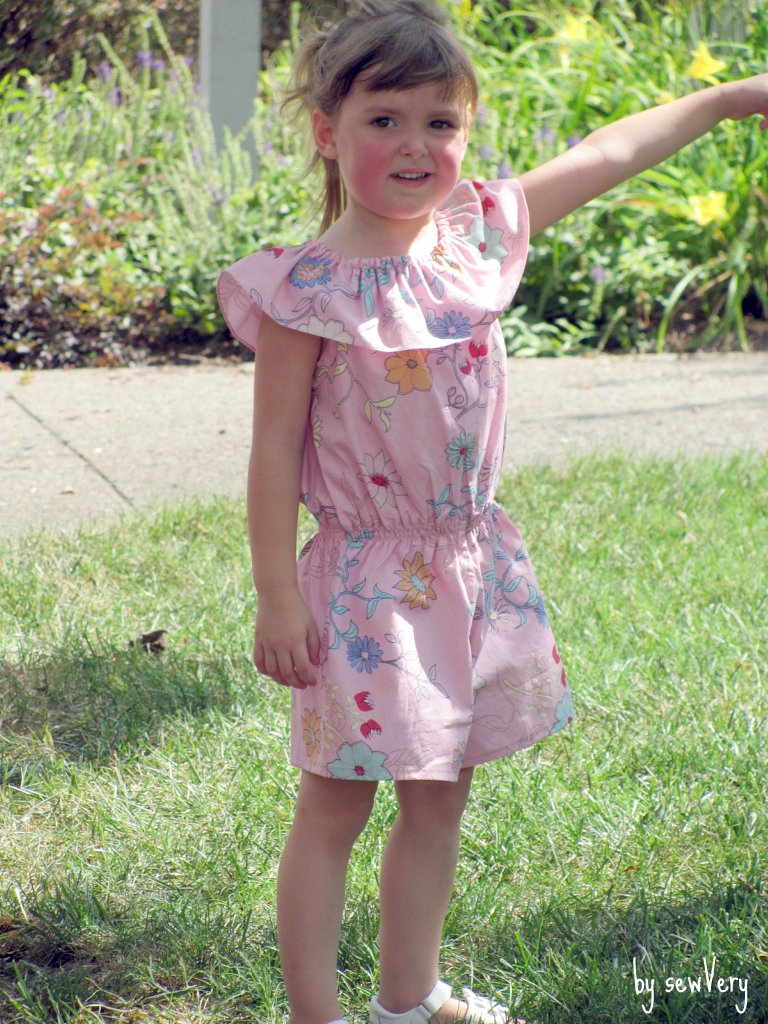 sewVery: Ruffle Neck Romper Tutorial