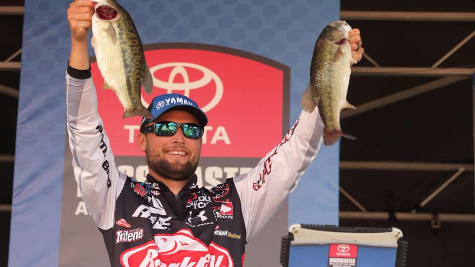 IBASSIN: 2018 BASS Elite Angler of the Year Championship Day 1: Justin ...