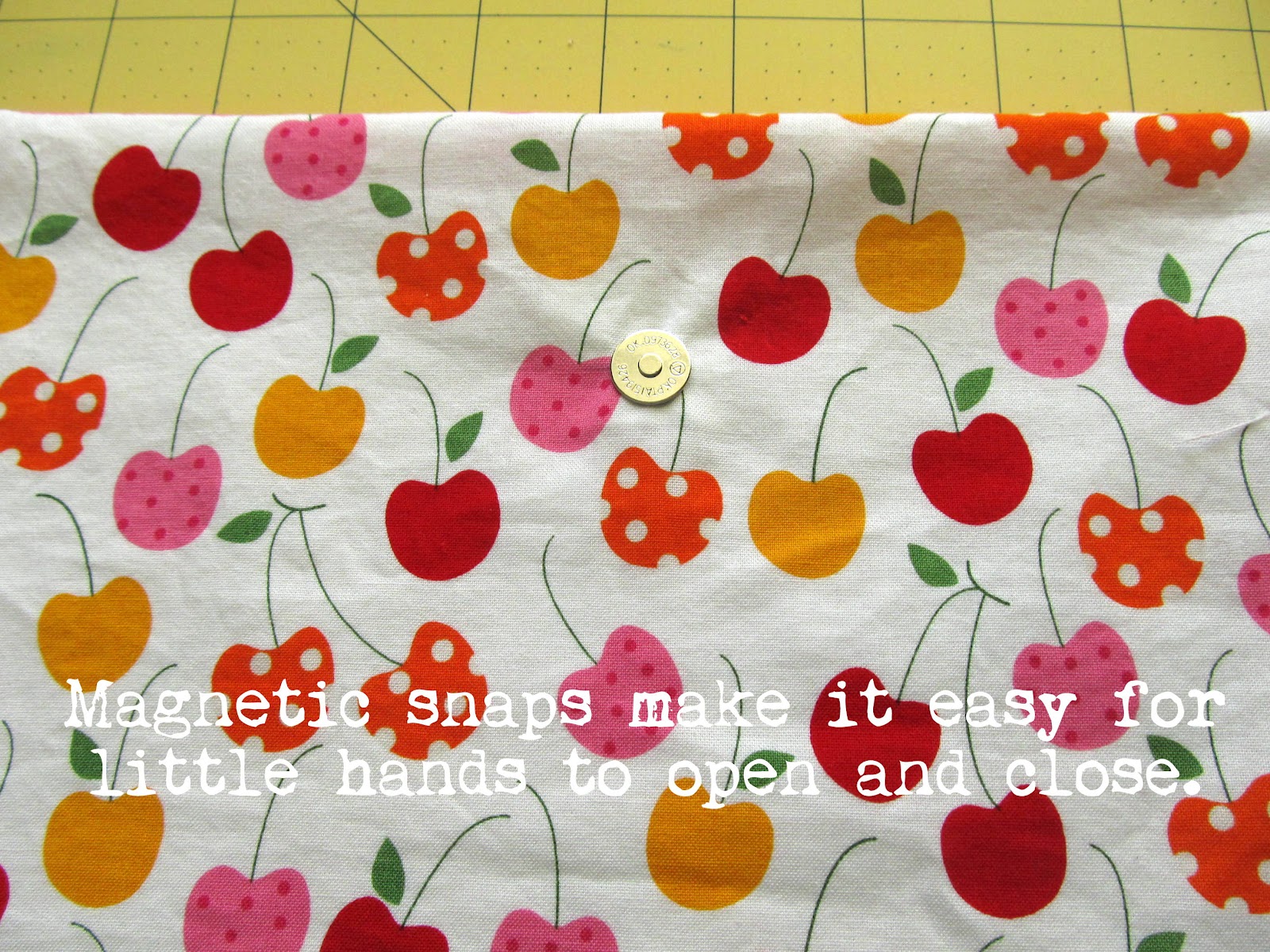 Pickup Some Creativity: Boxy Messenger Bag Tutorial