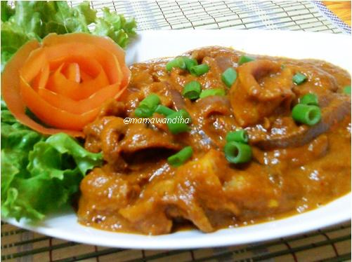 Dari Dapur MaDiHaA: Sotong Masak Merah Berempah