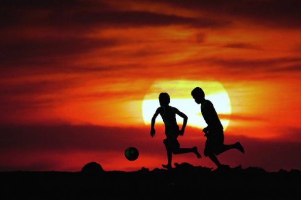 Football in Silhouette Photography (Gallery) | FOOTY FAIR