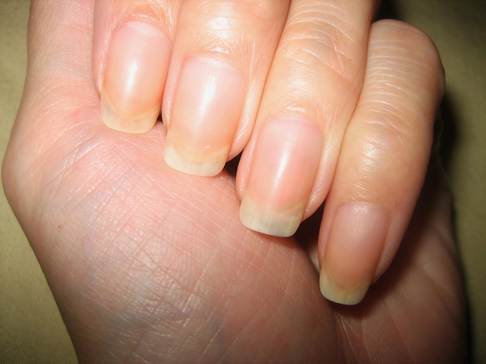 Awesome Nails By Nicole: NOTD: A Very Natural Manicure. :)