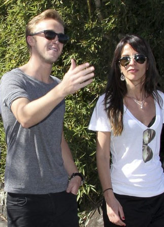 Super Hollywood: Tom Felton And His Girlfriend Jade Olivia Pictures ...