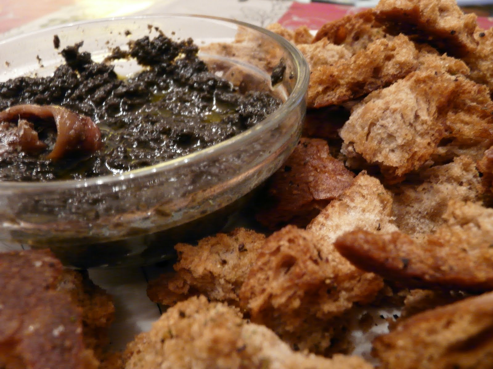 Mmmmm... Me gusta comer: OLIVADA ACOMPAÑADA PAN DE XAPATA