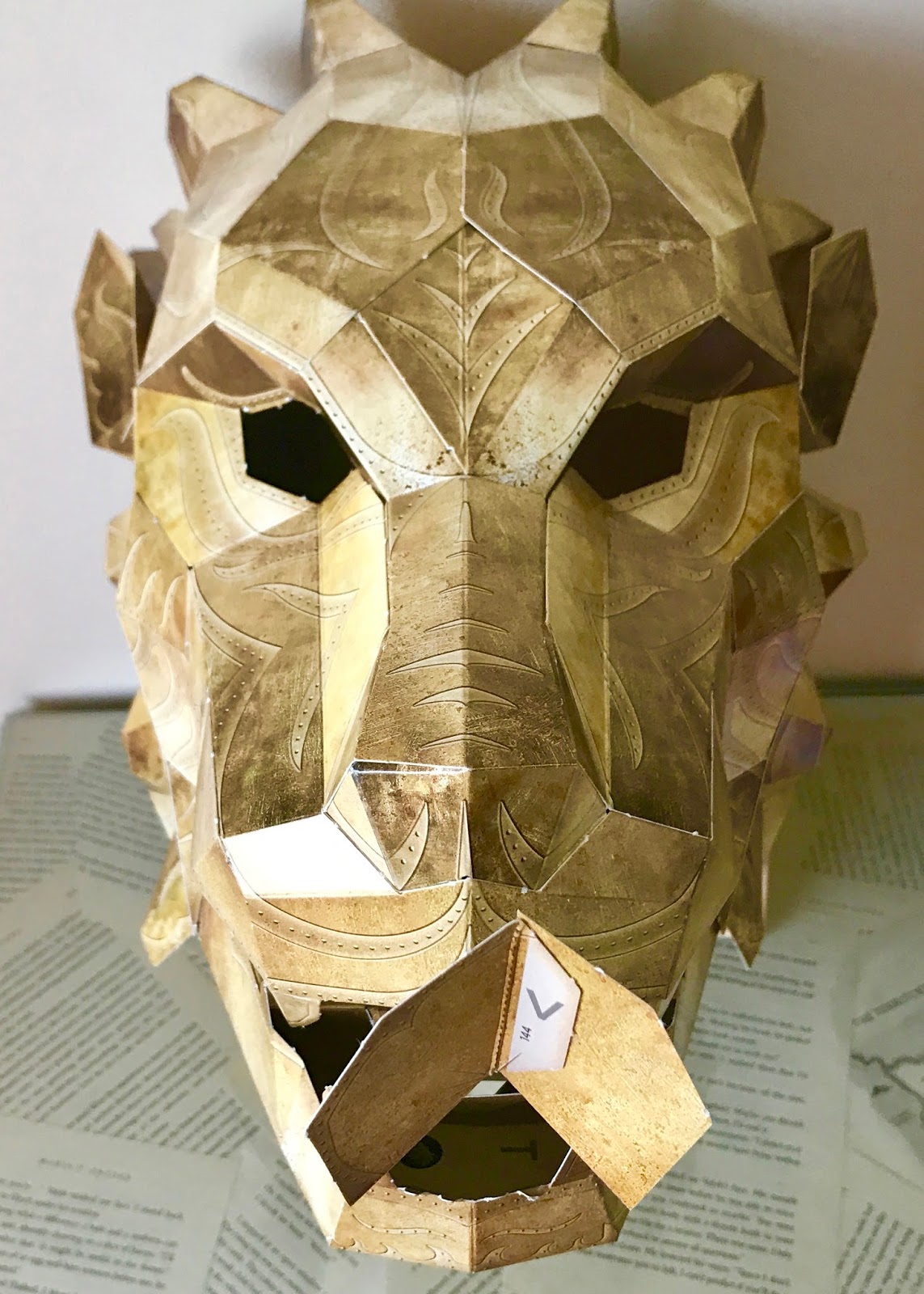 Game of Thrones Mask: House Lannister Lion by Wintercroft | Goodreads