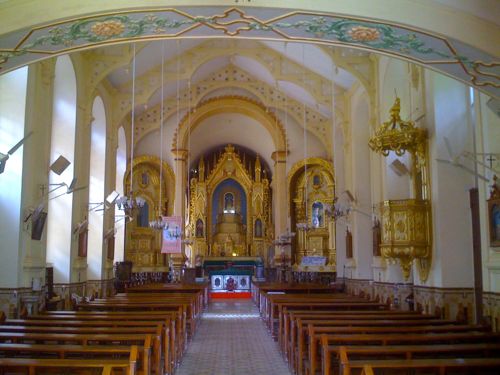 歡 * Fun: Bardez * Saligao Church of Mae de Deus ~ Calangute Church of ...
